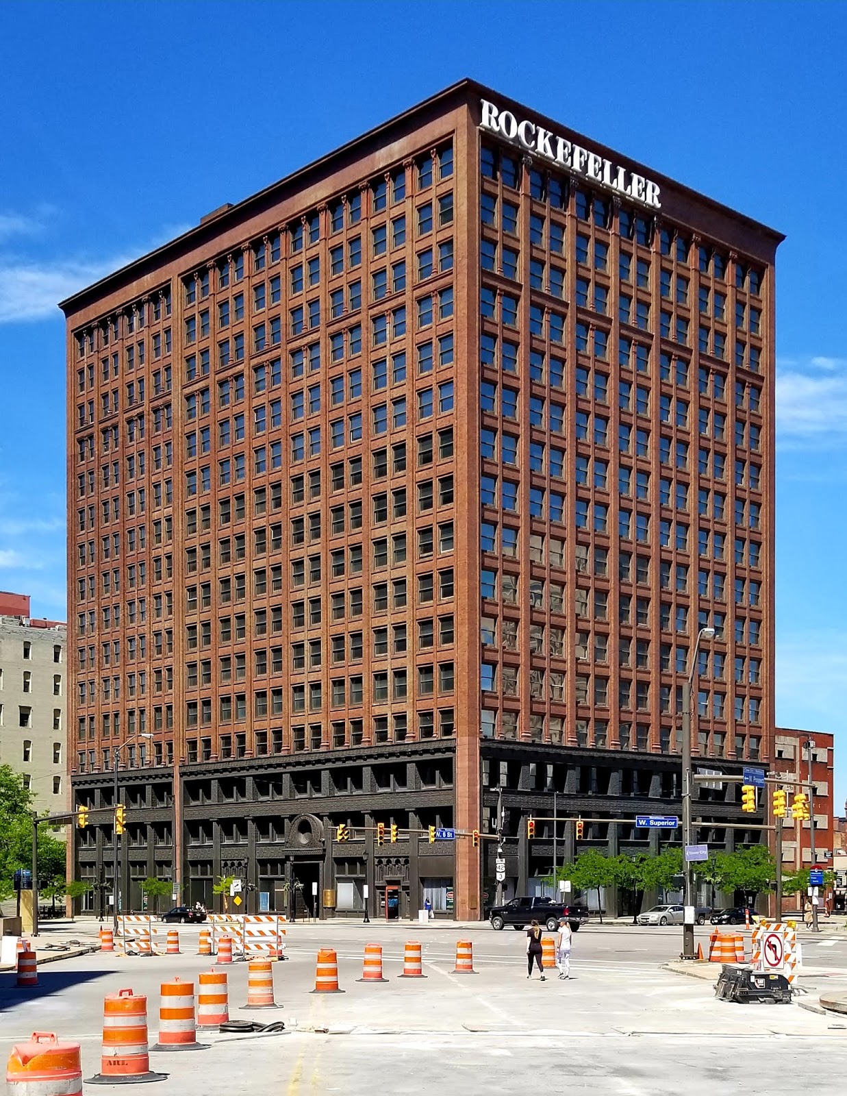 Rockefeller Building to start new life with housing, offices – NEOtrans