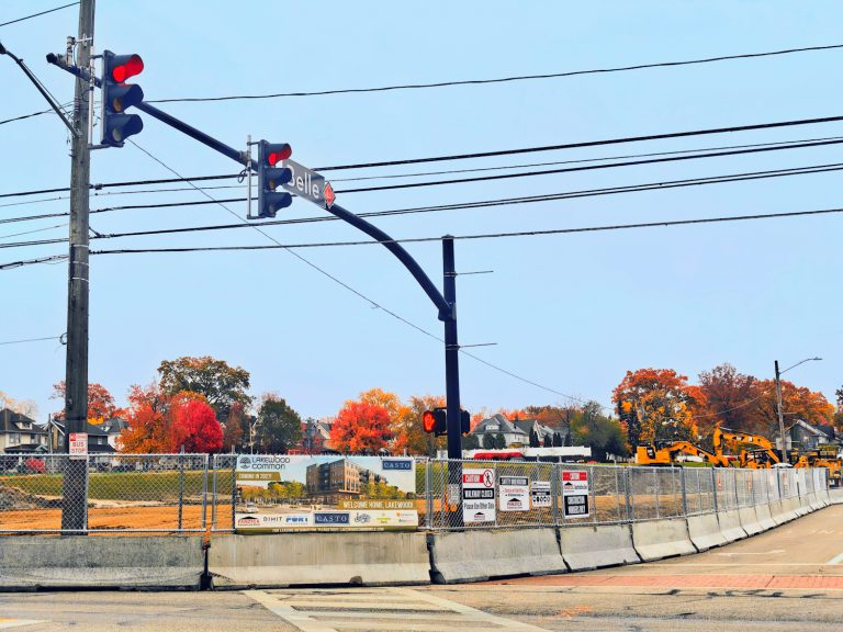 Progress Pics: Lakewood Common fills ‘The Pit’ – NEOtrans